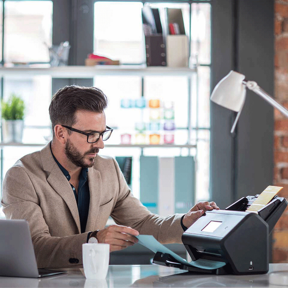 Brother ADS-3600W - scanner bureautique de documents WiFi (ADS-3600W ...